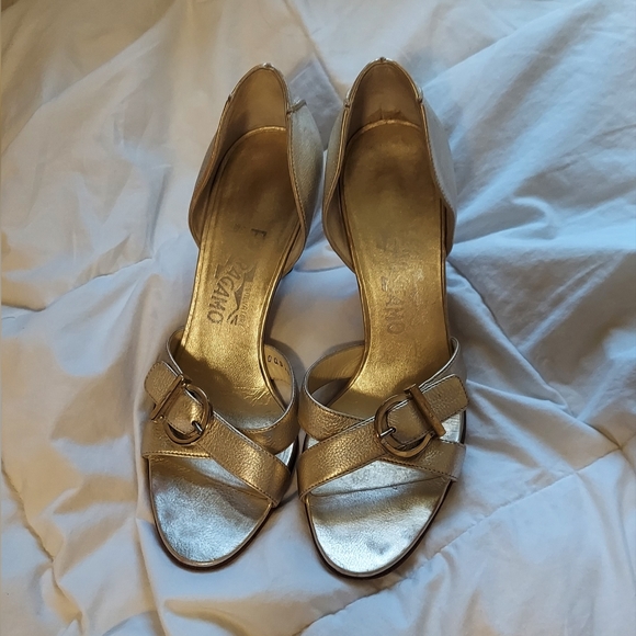 Salvatore Ferragamo | Shoes | Authentic Salvatore Ferragamo Achillea ...